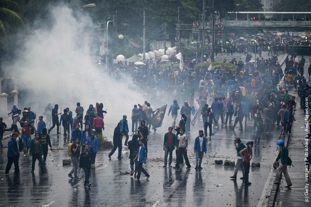 Foto Demonstrasi Mahasiswa Indonesia | Nyatanya.Com