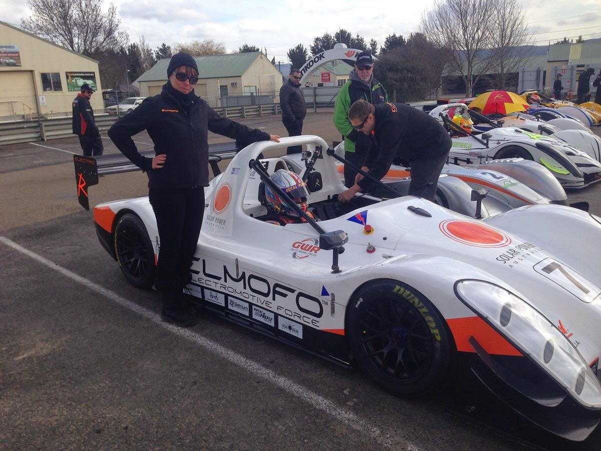 WORLD FIRST: Electric Racer beats field of petrol powered cars.. twice ...