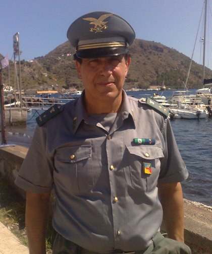 Eolie news: Distaccamento forestale delle Eolie. Schepis "lascia". Coco ...