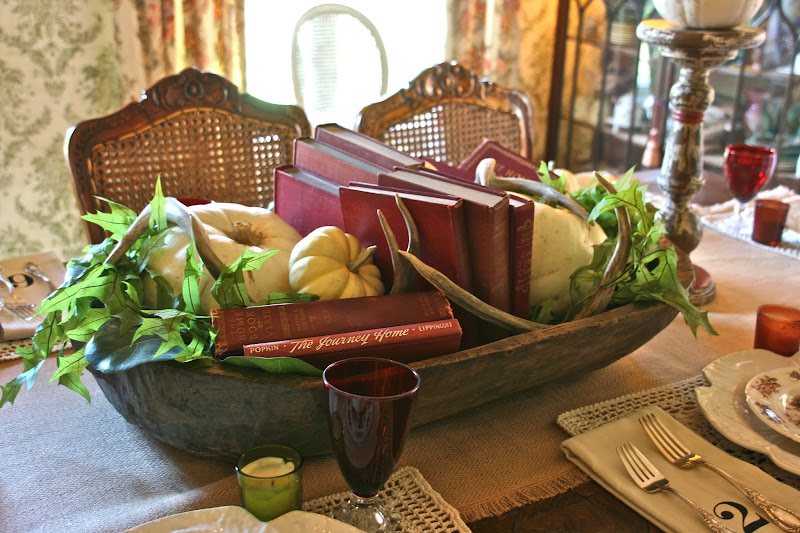 vignette design: A Book Club Dinner And Tablescape