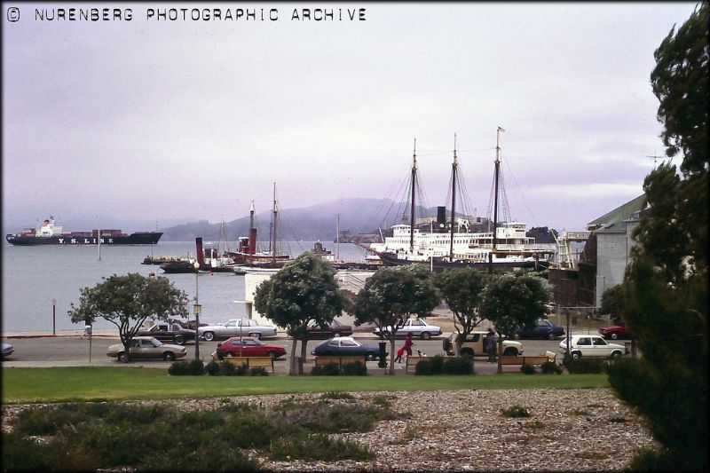33 Beautiful Color Snapshots That Capture Street Scenes of San ...