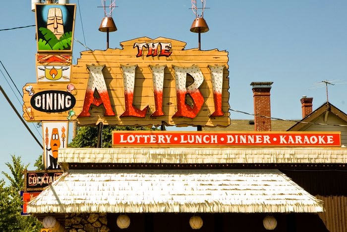 Rotgut.org Blog: The Alibi, Portland - 6/26/2004