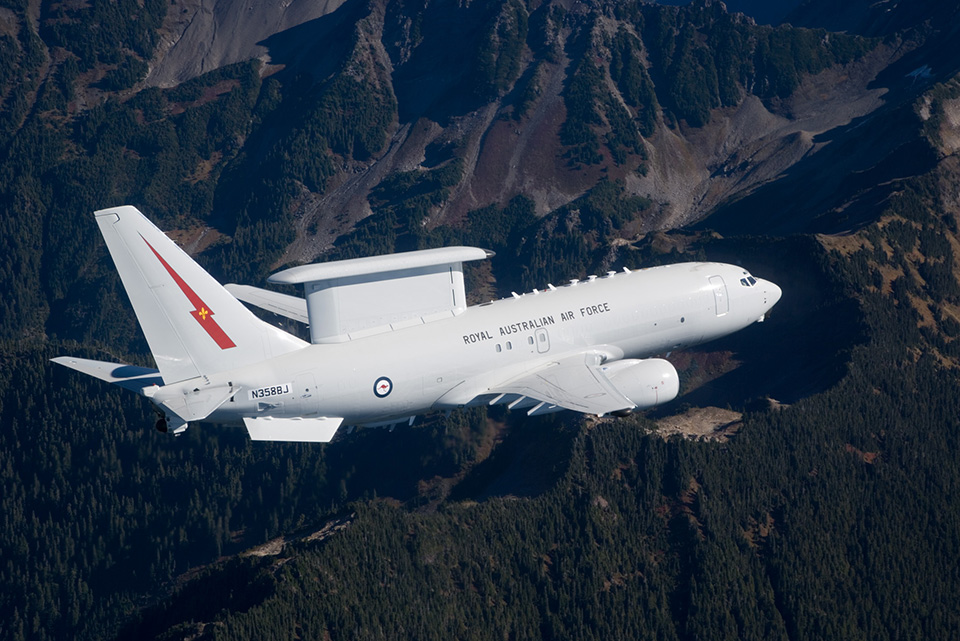 VEICULOS E ARMAMENTOS MILITARES: BOEING 737 AEW&C WEDGETAIL
