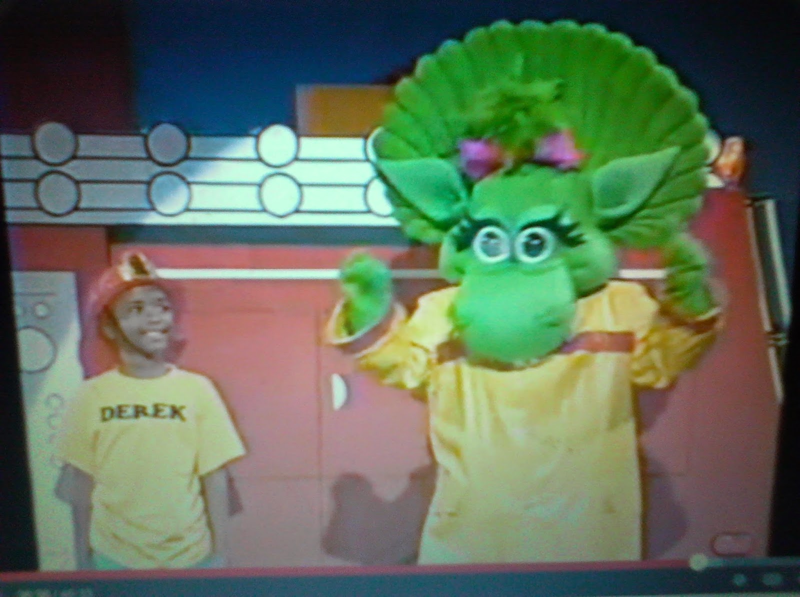 Whatsoever Critic: "Barney In Concert" Video Review