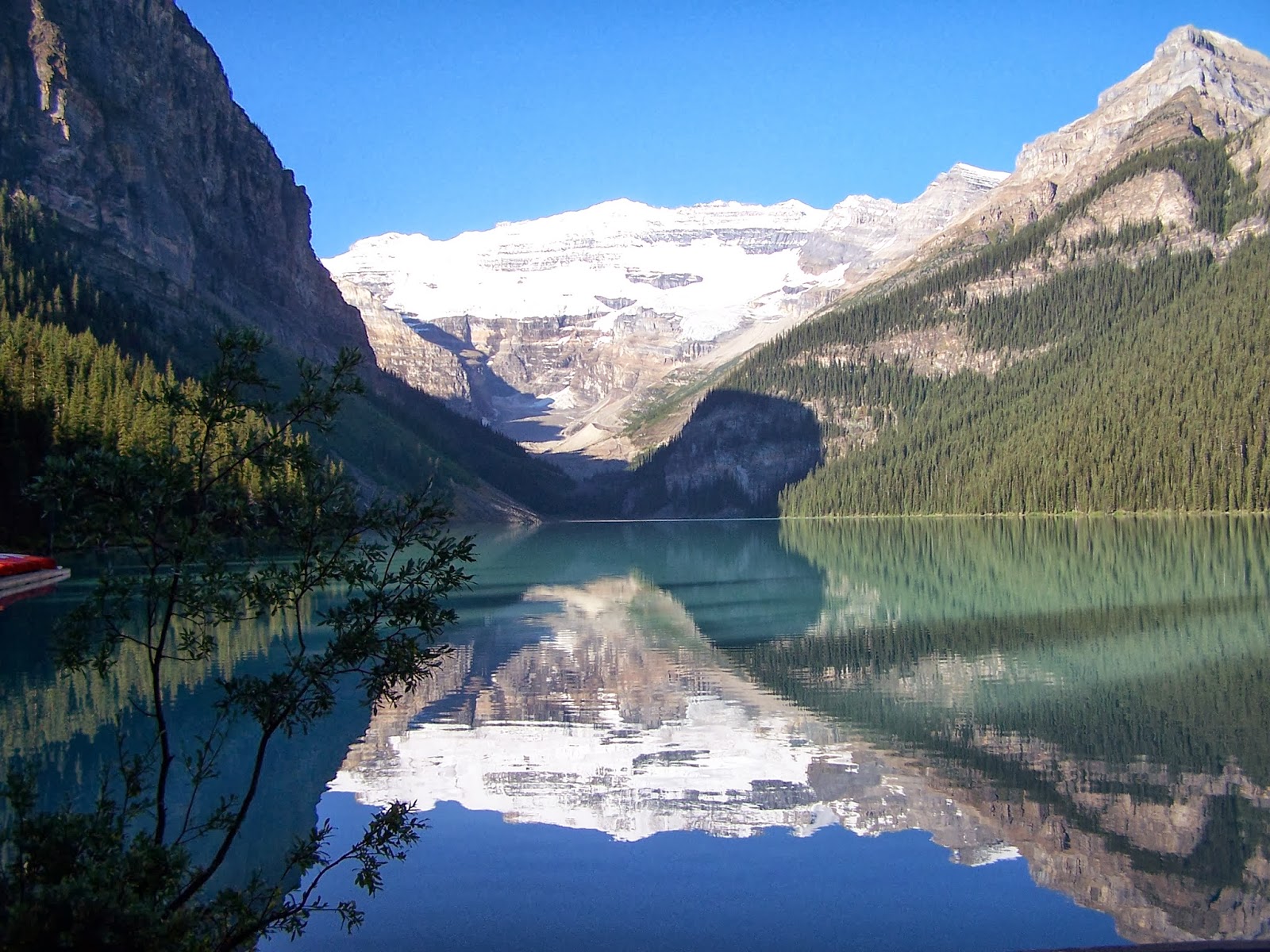 Pinceladas Actuales: Lago Louise, Paraiso en Canada
