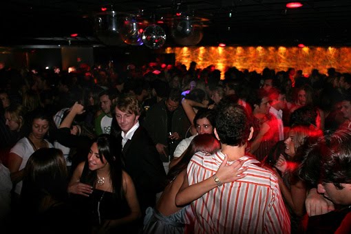 DO YOU D.A.N.C.E: Estilo - DISCO CLUB