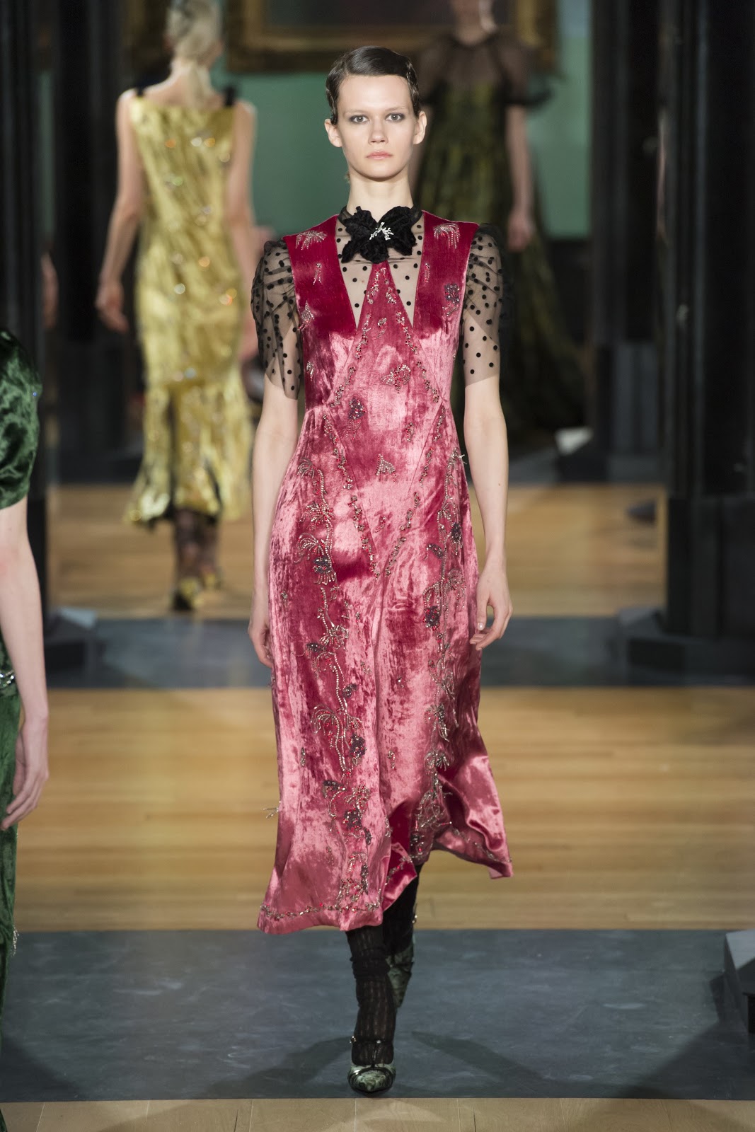 Erdem Fall-Winter 2018-2019 Fashion Show & Details ~ Runway | Cool Chic ...