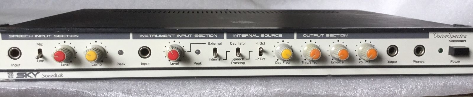 MATRIXSYNTH: Seekers? Rare SKY Soundlab VoiceSpectra VOCODER SN AAB003898