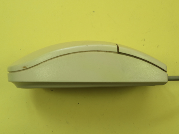 BugWorkShop - 甲蟲工作室: Logitech（羅技）M-S34 PS/2 有線滑鼠（2 Button Mouse）- 拆解