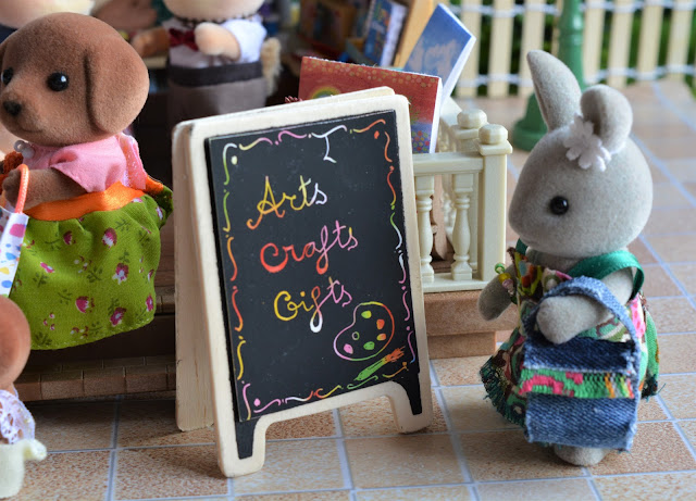 My Sylvanian Paradise: The Arts and Craft´s Store Opening Day