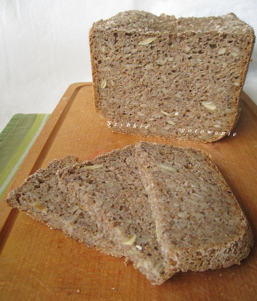 Szybkie gotowanie : Chleb żytni razowy - graham (mąka 1850)