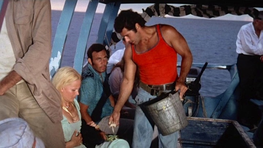 Bloody Pit of Rod: Review - CYCLONE (1978)