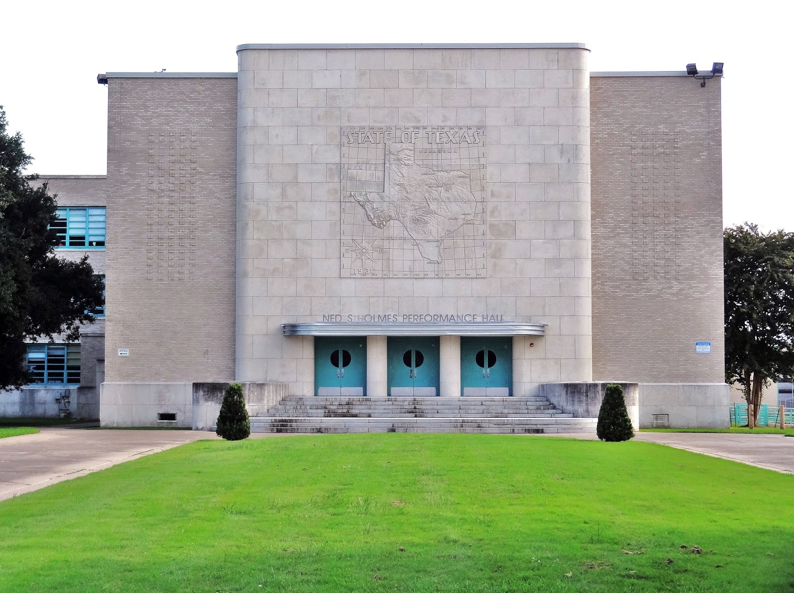 Houston in Pics: Houston Art Deco: Ned S. Holmes Performance Hall at La