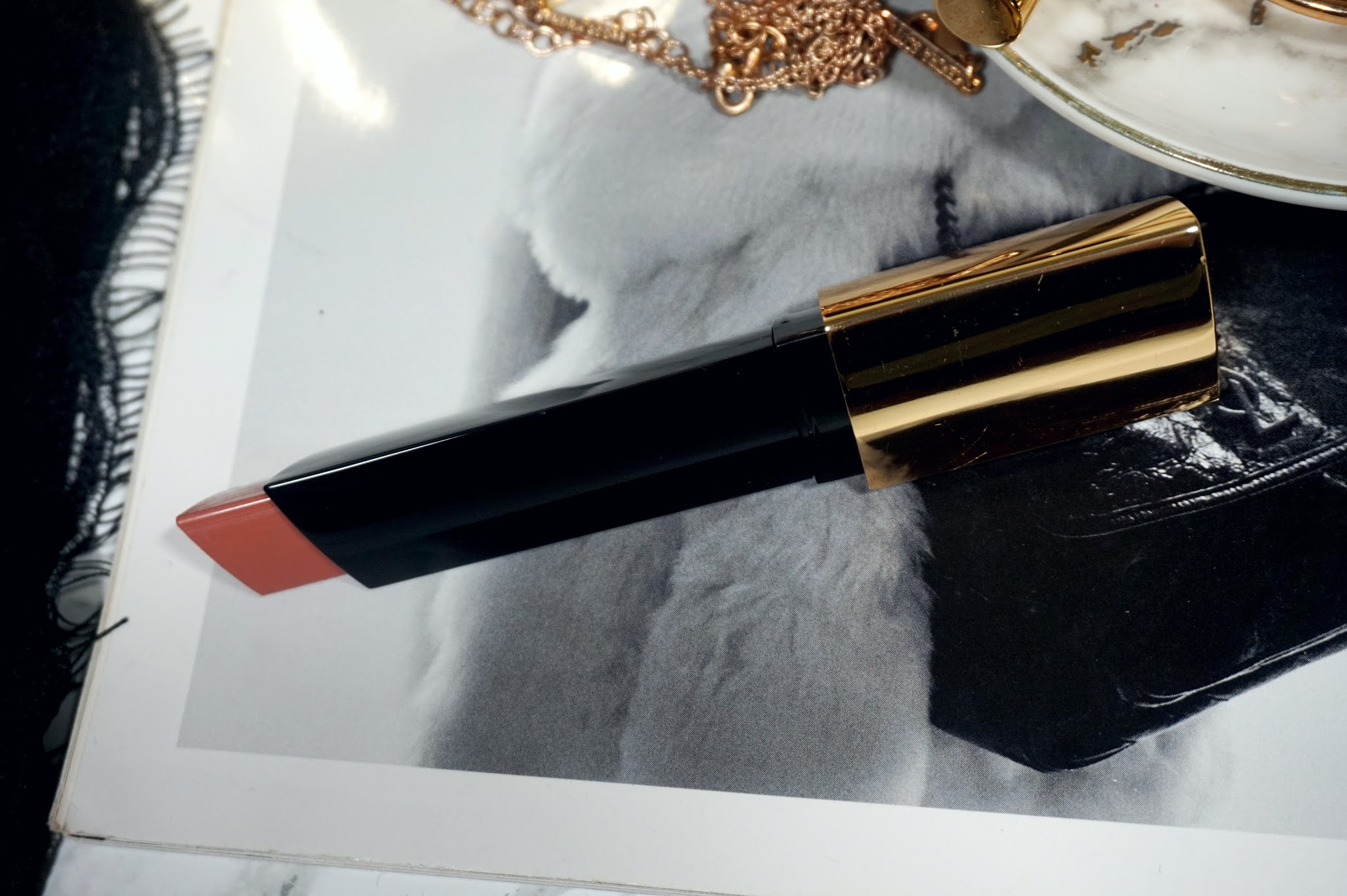Review Hourglass Vanish Blush Stick Pretty Is My Profession