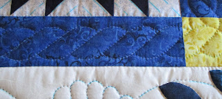 Gretchen's Little Corner: Quilting the Sashing