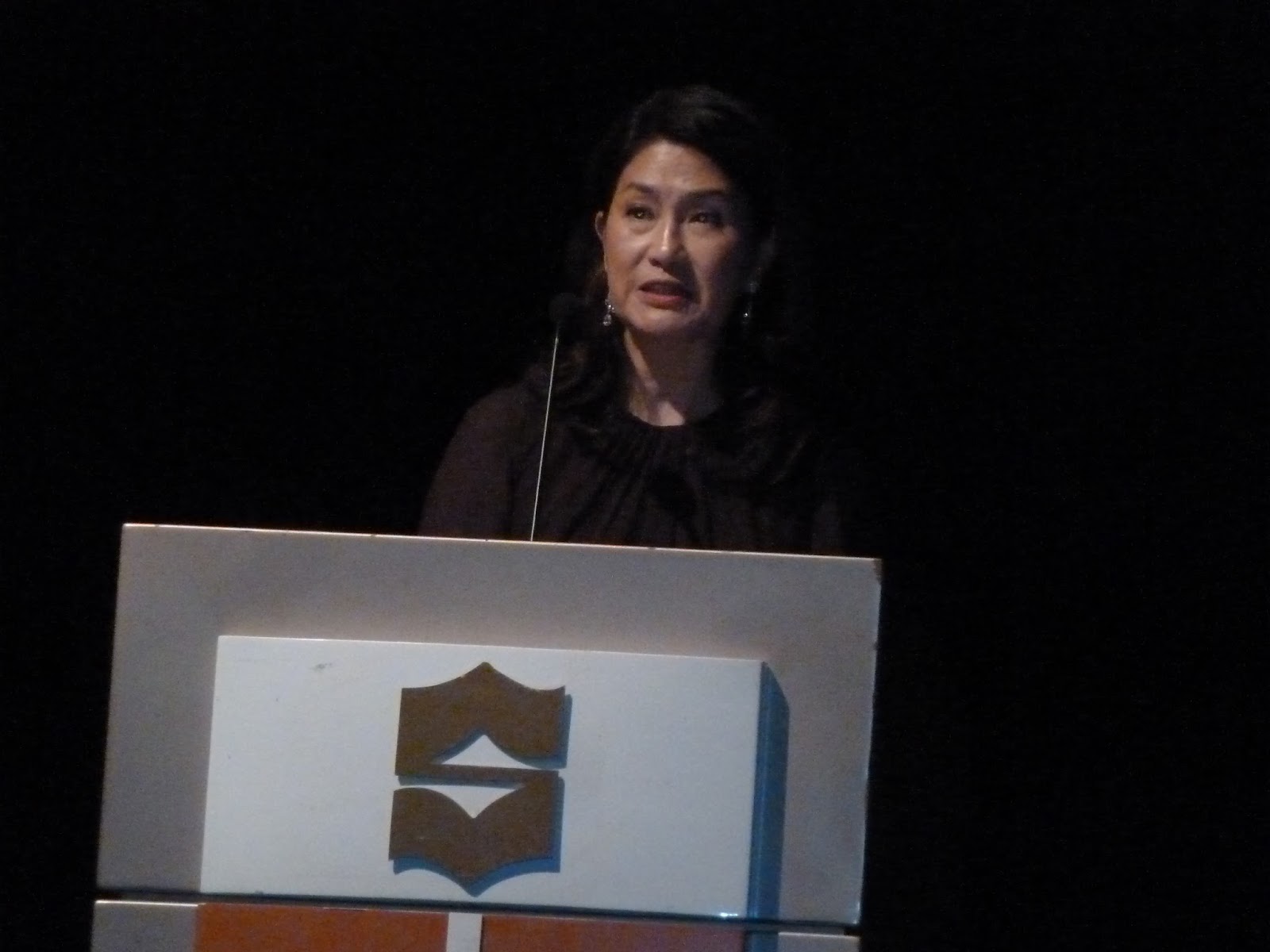 Kee Hua Chee Live!: ANYA HINDMARCH CELEBRATES 10 GLORIOUS YEARS IN ...