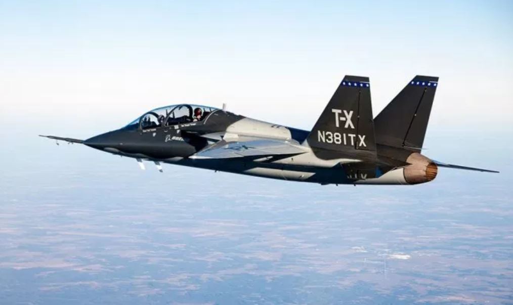 Military and Commercial Technology: America's New Trainer: The Boeing T ...