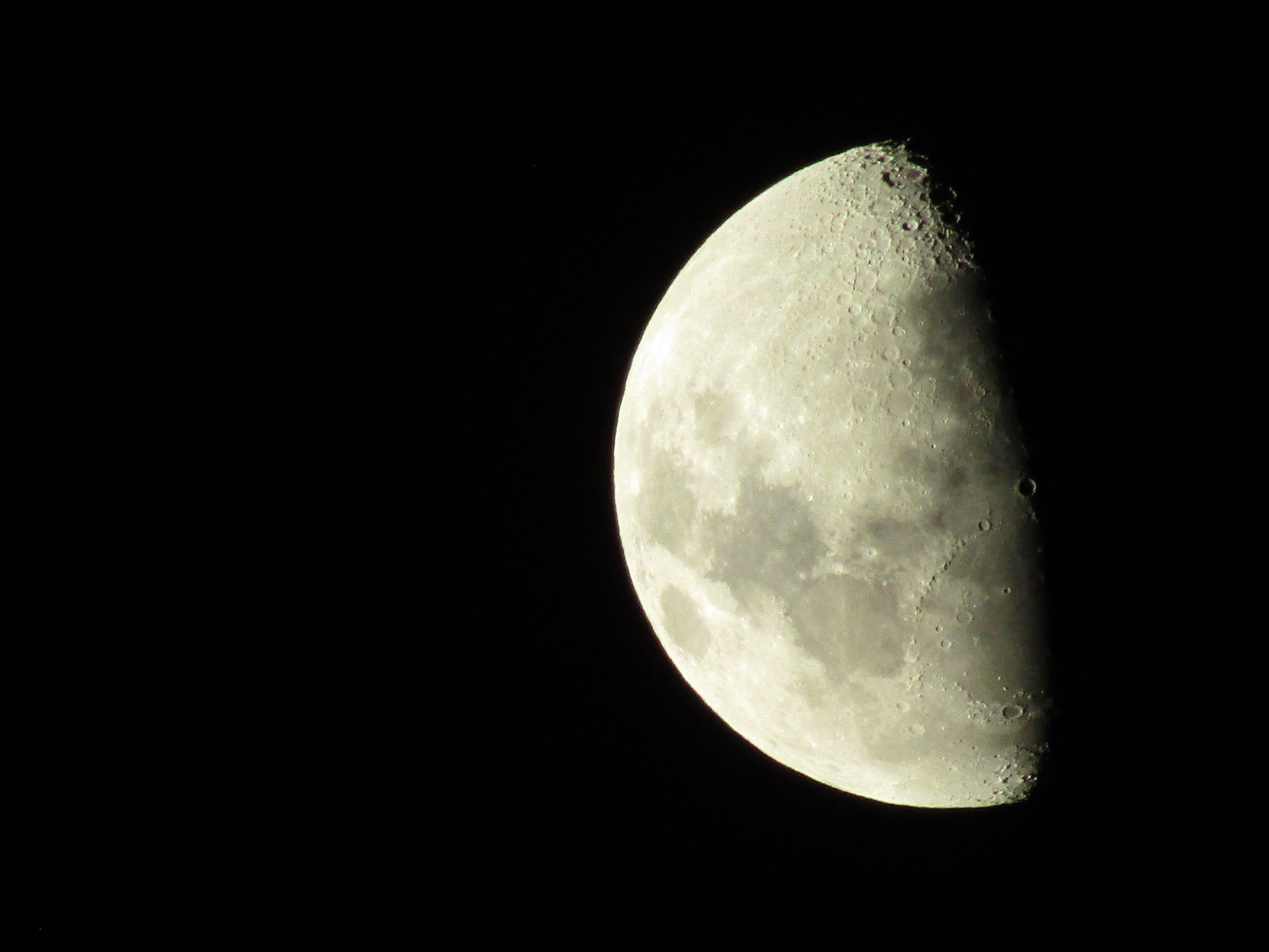 Moon Images & PicturesTECH 24H