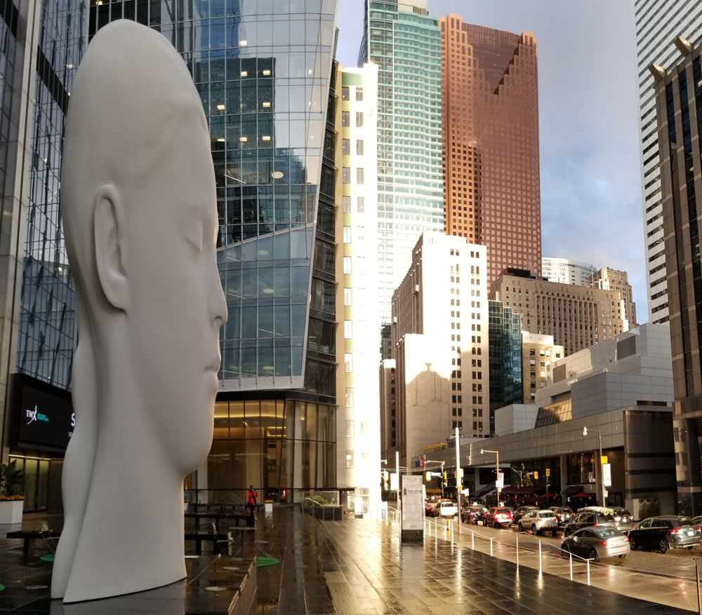 Toronto Grand Prix Tourist - A Toronto Blog: 3-Story Sculpture ...