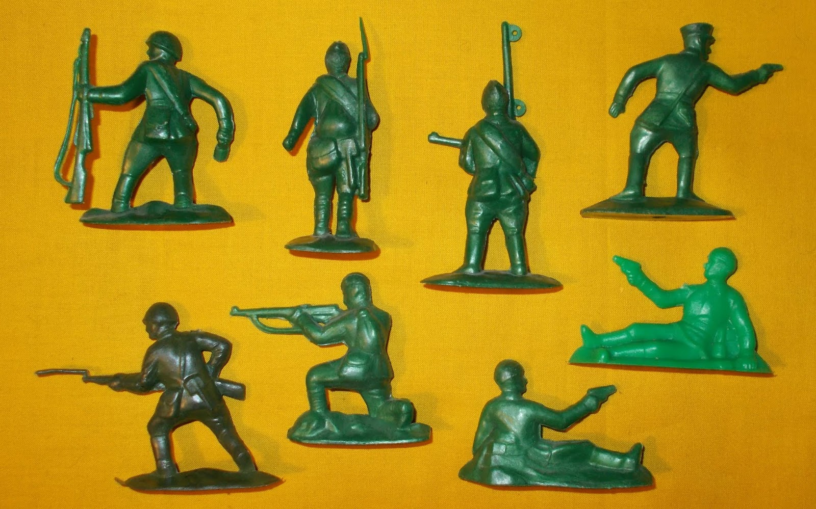 B is for Box-ticking - Soviet Era Troops - Russia | Small Scale World