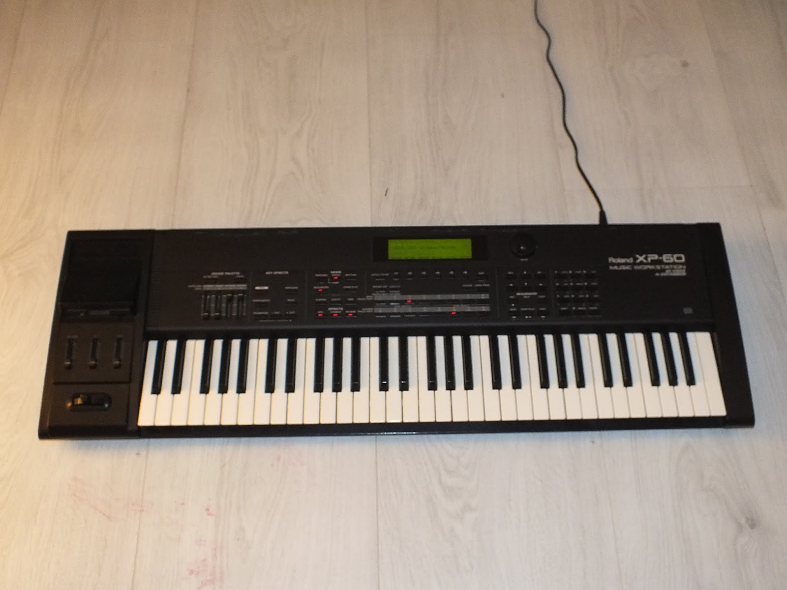 Infrequent Sound [sex.tex] technology: Roland XP-60 Music Workstation ...