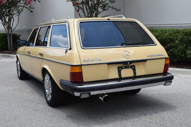 1982 Mercedes-Benz S123 300TD Wagon Turbo Diesel | BENZTUNING