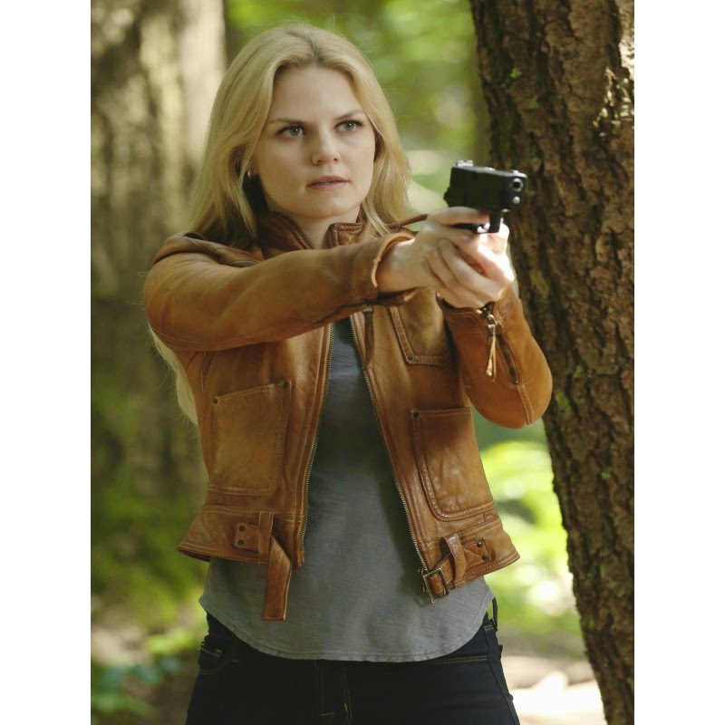 LETHER IN FASHION : Most Celebrities Love To Wear Leather Jackets