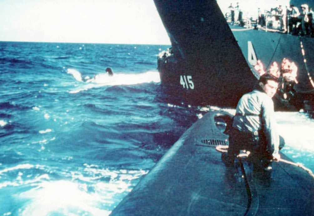 Hallaron el submarino USS STICKLEBACK (SS-415) hundido por un accidente ...