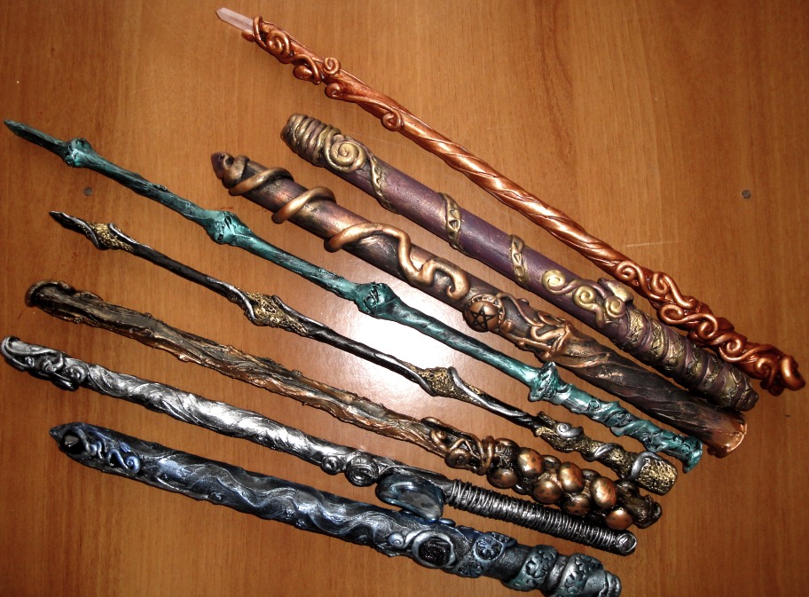 Mizztyko. Mundo Pagano.: Varitas magikas.