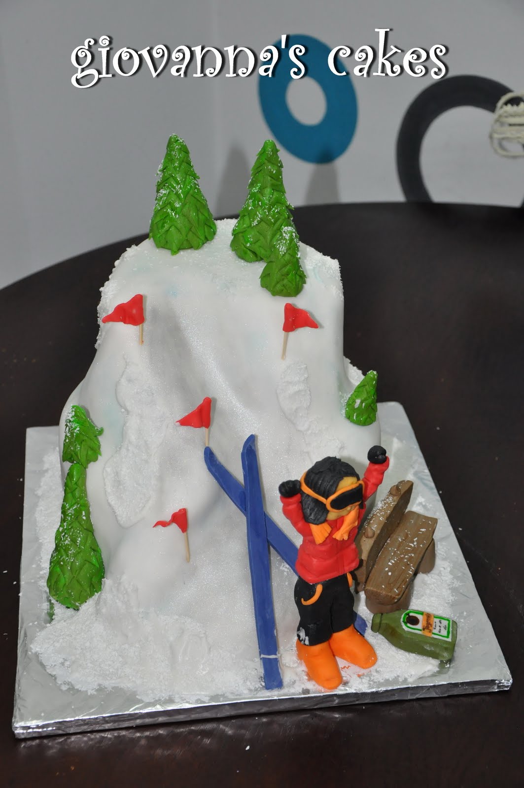 giovanna's cakes: Skiing cake