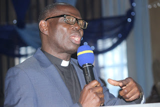Pastor Oladele to Ministers: God is not interested in crowd winning ...