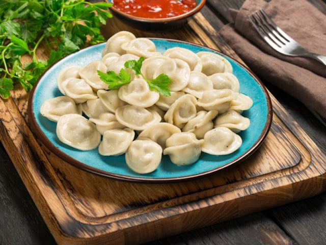 ABC Russian: 10 Russian fast foods that will make you forget about ...