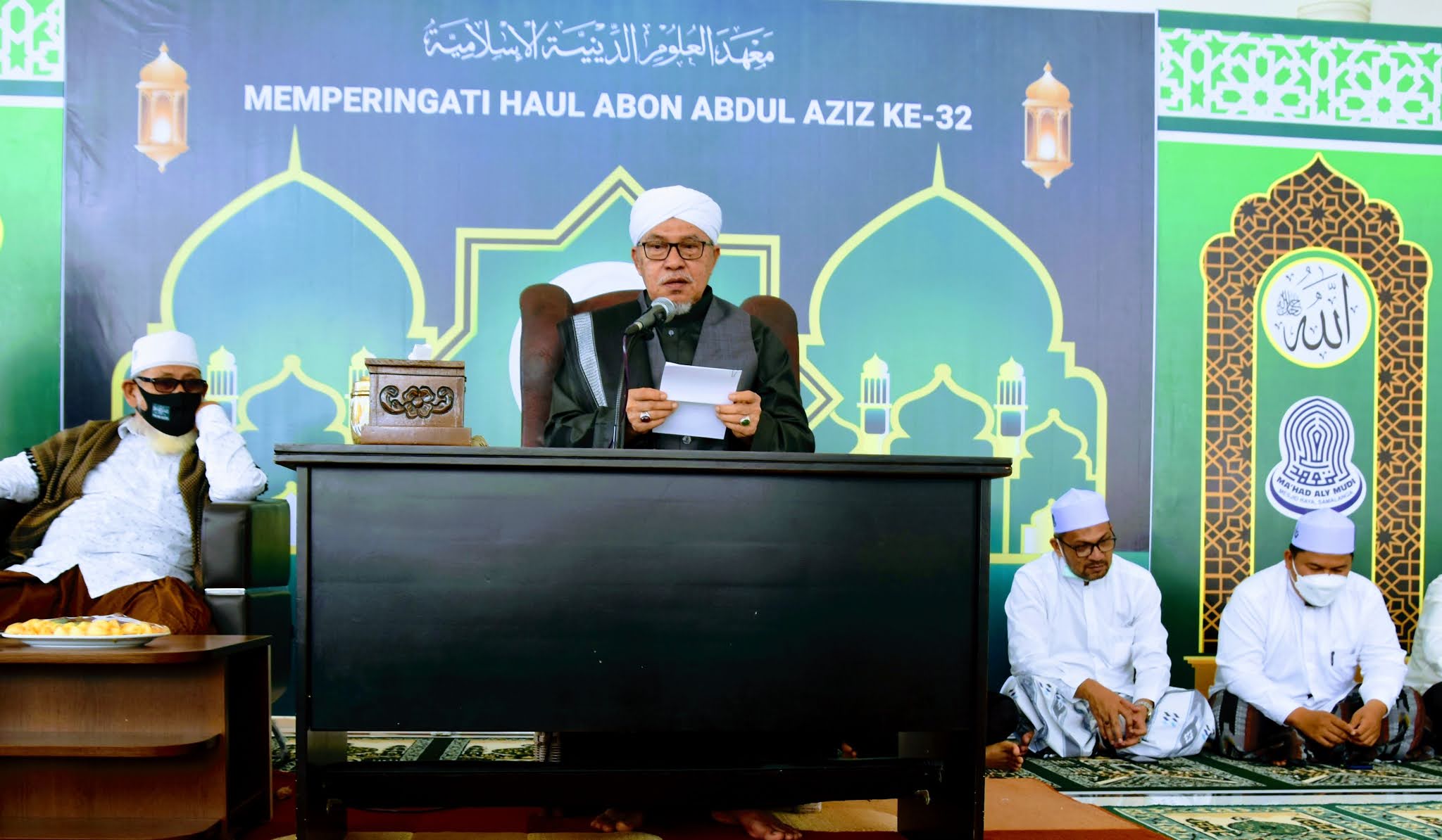 Abu Terharu Saat Sampaikan Tausiyah di Acara Haul Abon Ke-32, Berikut ... Abu Terharu Saat Sampaikan Tausiyah di Acara Haul Abon Ke-32, Berikut ...