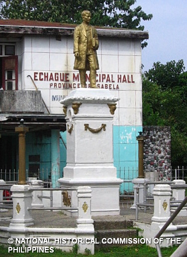 Sari-saring Monumento Alay Kay Rizal: Echague Municipal Building ...