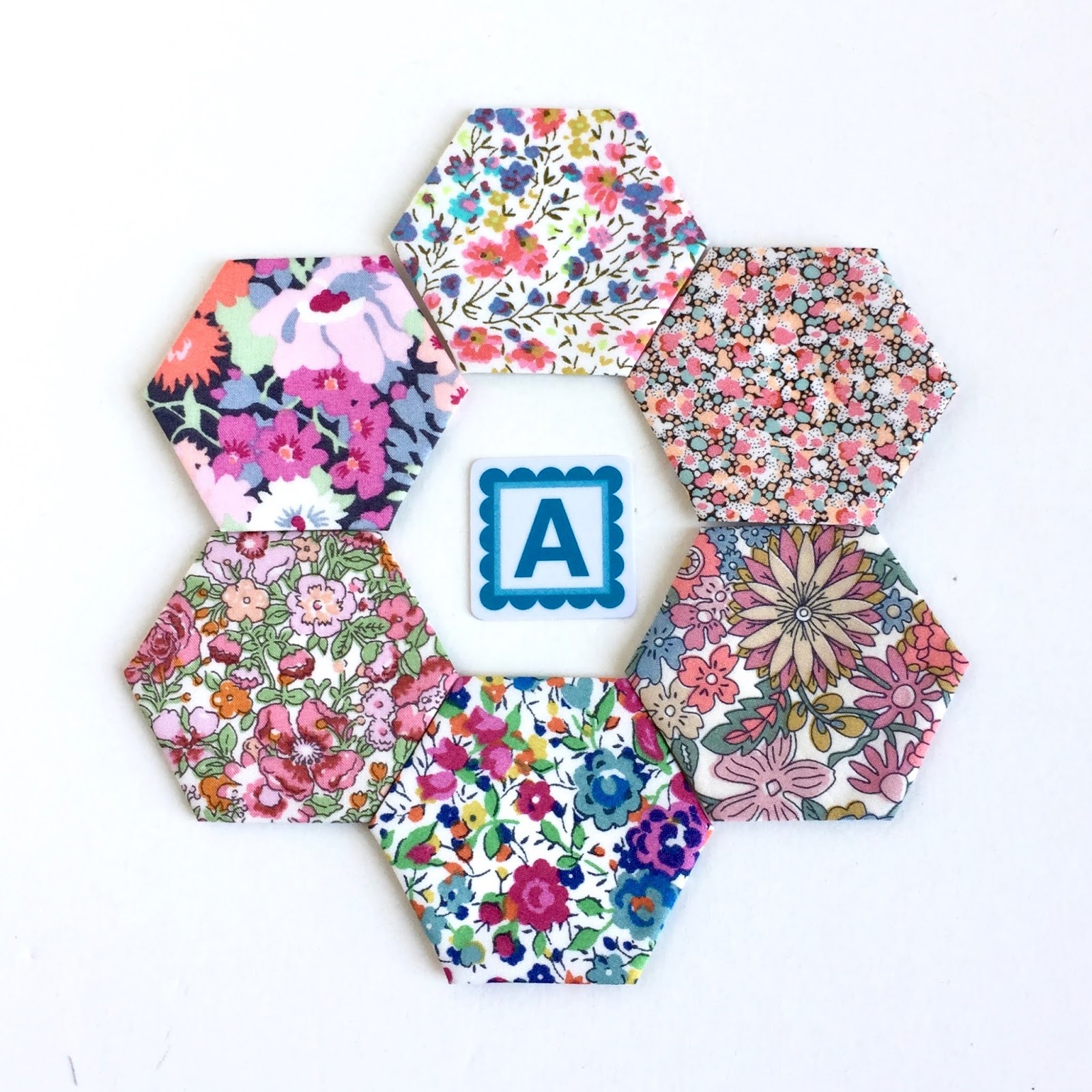 Stitching Notes: How I Make Hexagon Flowers for Grandma's Love Quilt
