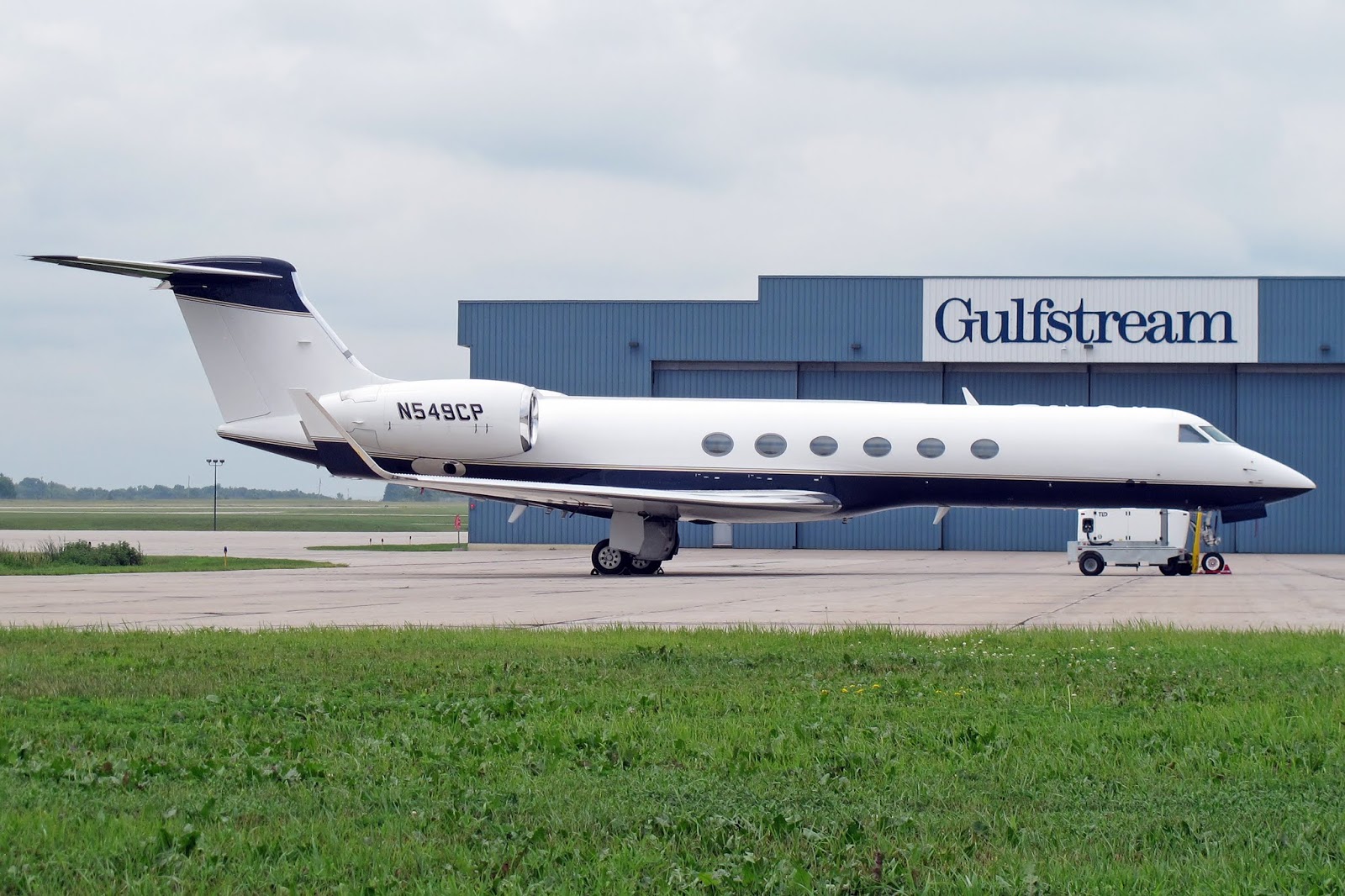 Aero Pacific Flightlines: Gulfstream G-V (c/n 519) N549CP