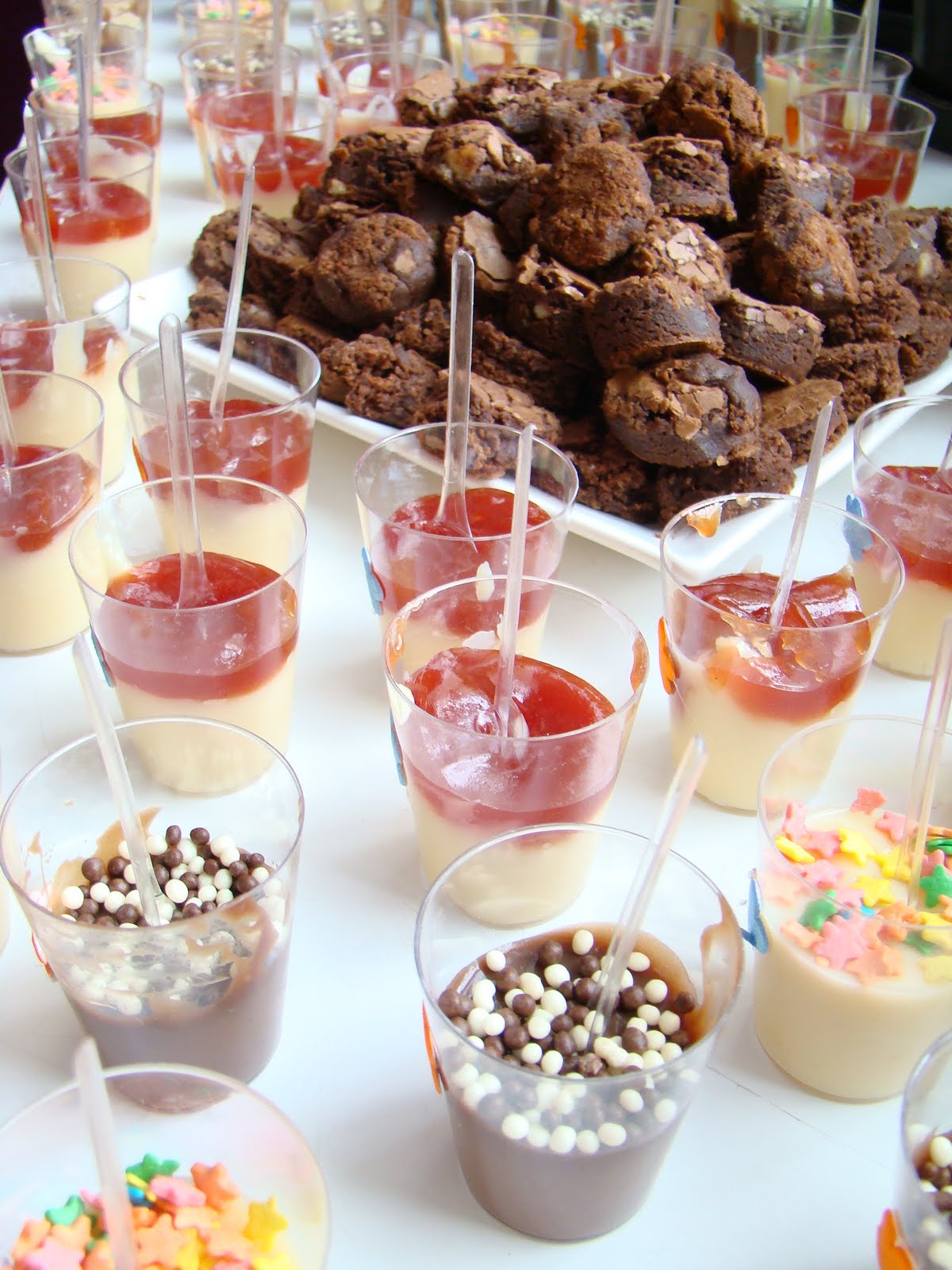 "Por onde for quero ser seu par": Docinhos de copinho