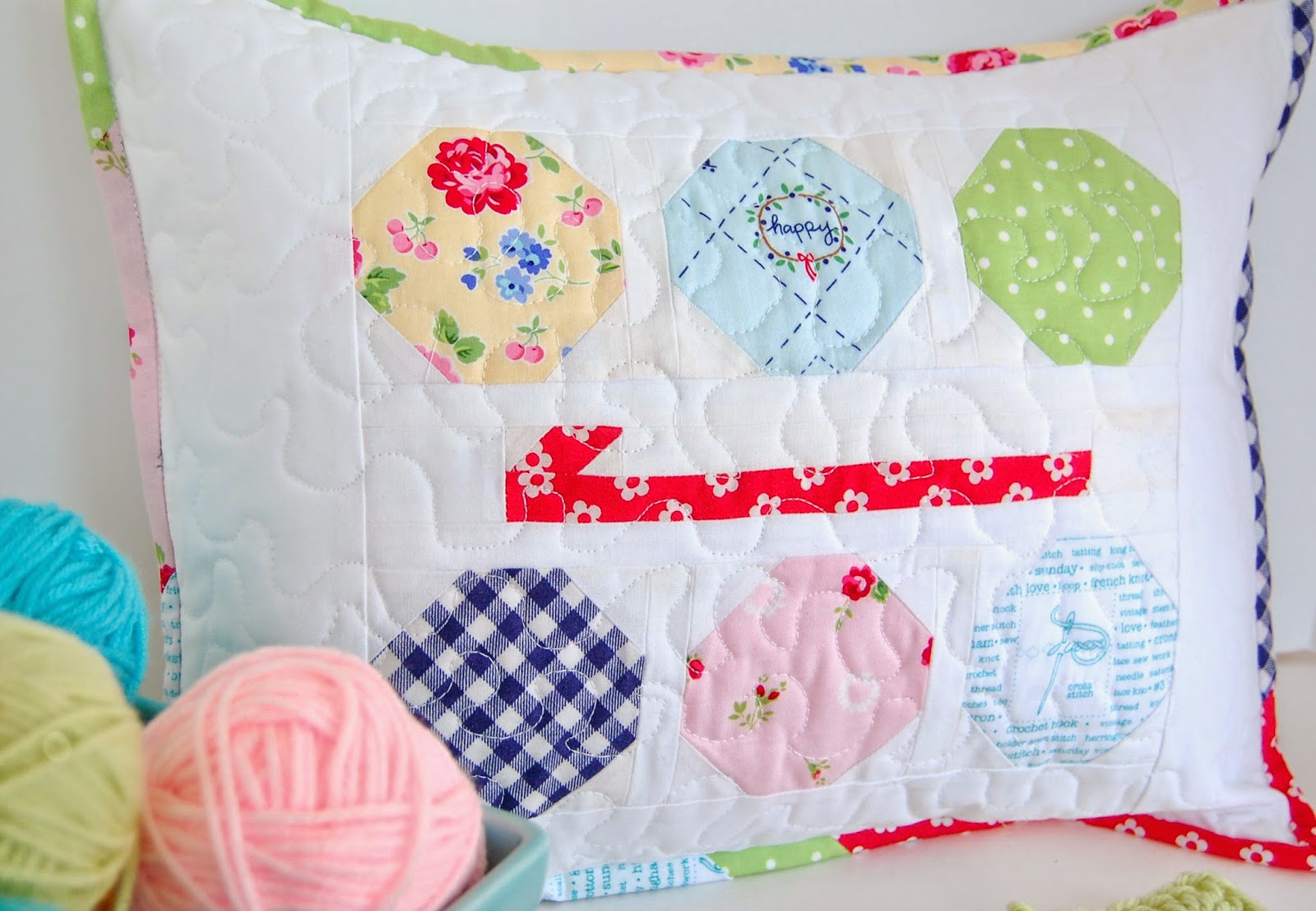 happy little cottage: Crochet Hook and Yarn Block