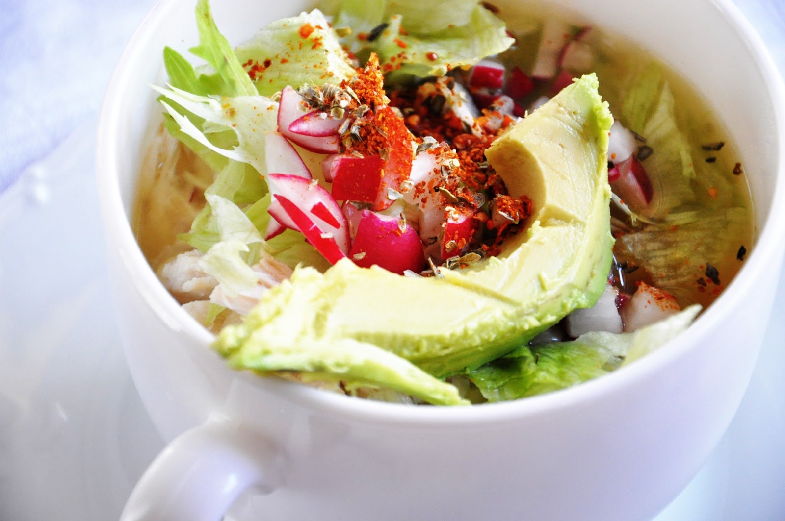 CoLoRes, SaBoRes, oLoRes...CoLoRs, TaSTeS, SmeLLS: pozole