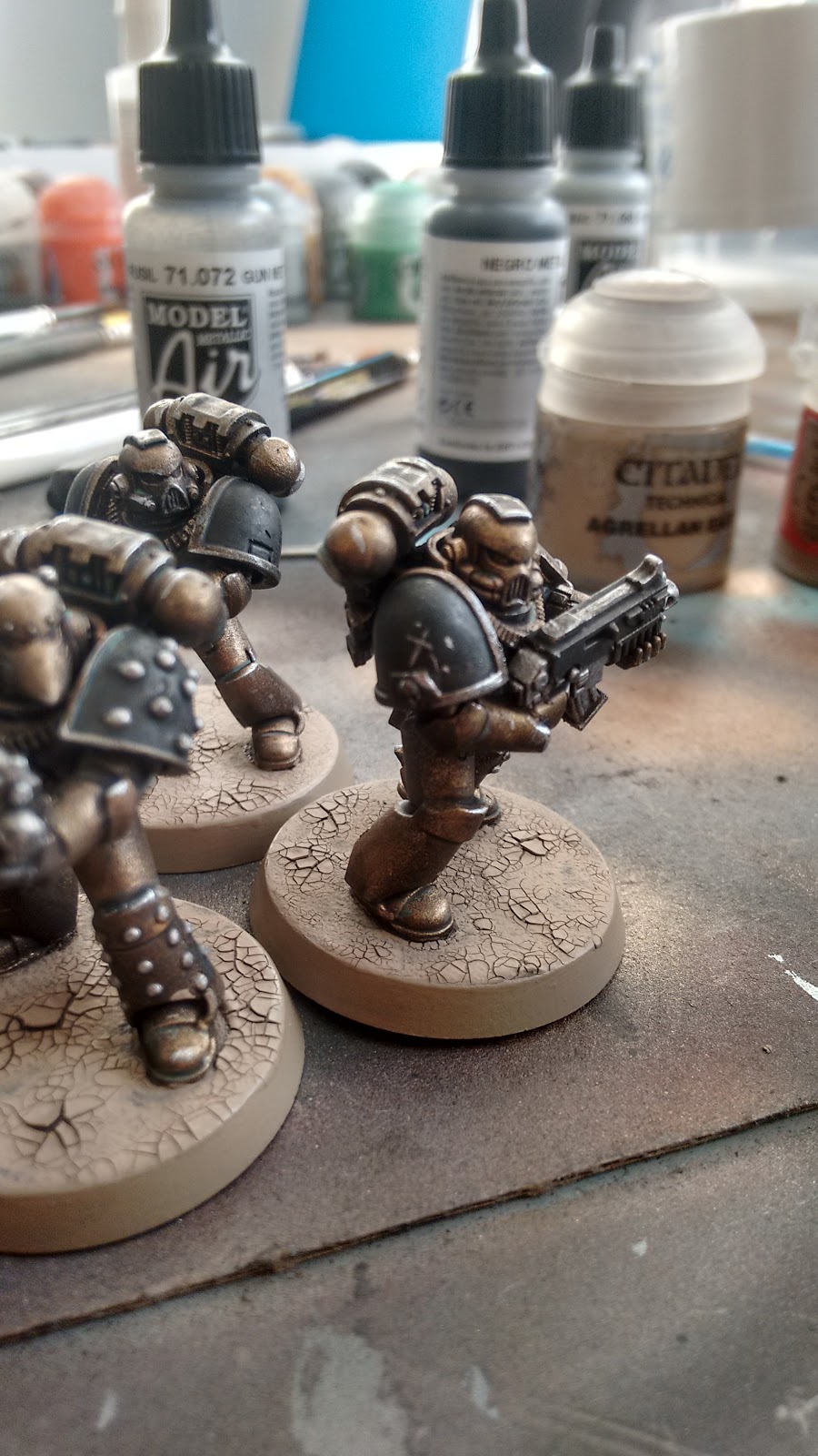 Space Marine Minotaur Chapter Painting Project : GRIM DARK REALMS