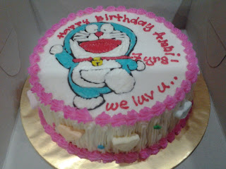 FEINAZCAKESHOUSE: Kek Doraemon (KBC 556A) & Kek Merdeka (KBC 556B)