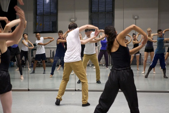 peridance - USA News Collections