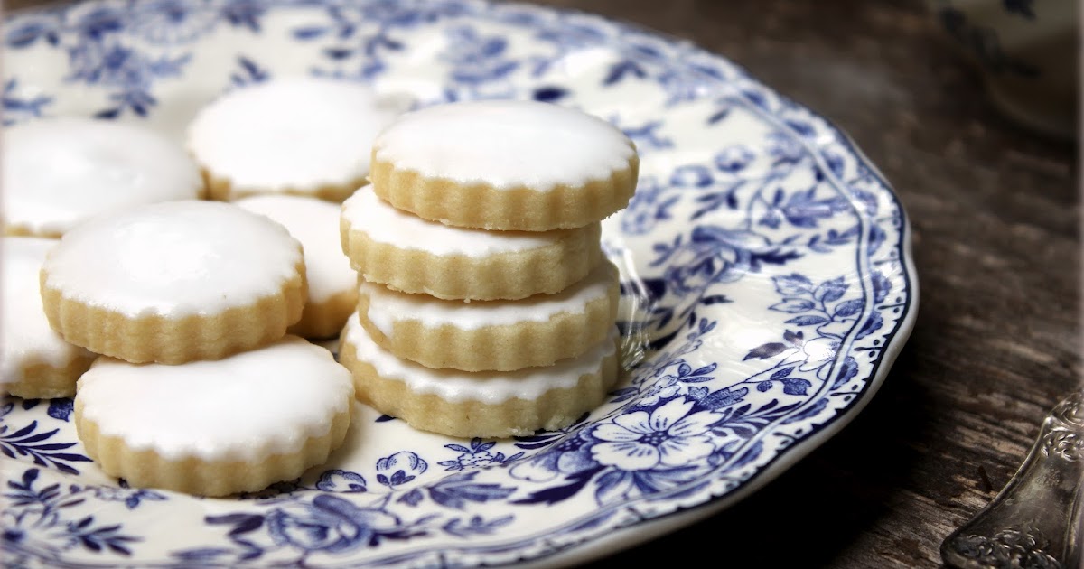Cherry Tea Cakes: Iced Shortbread