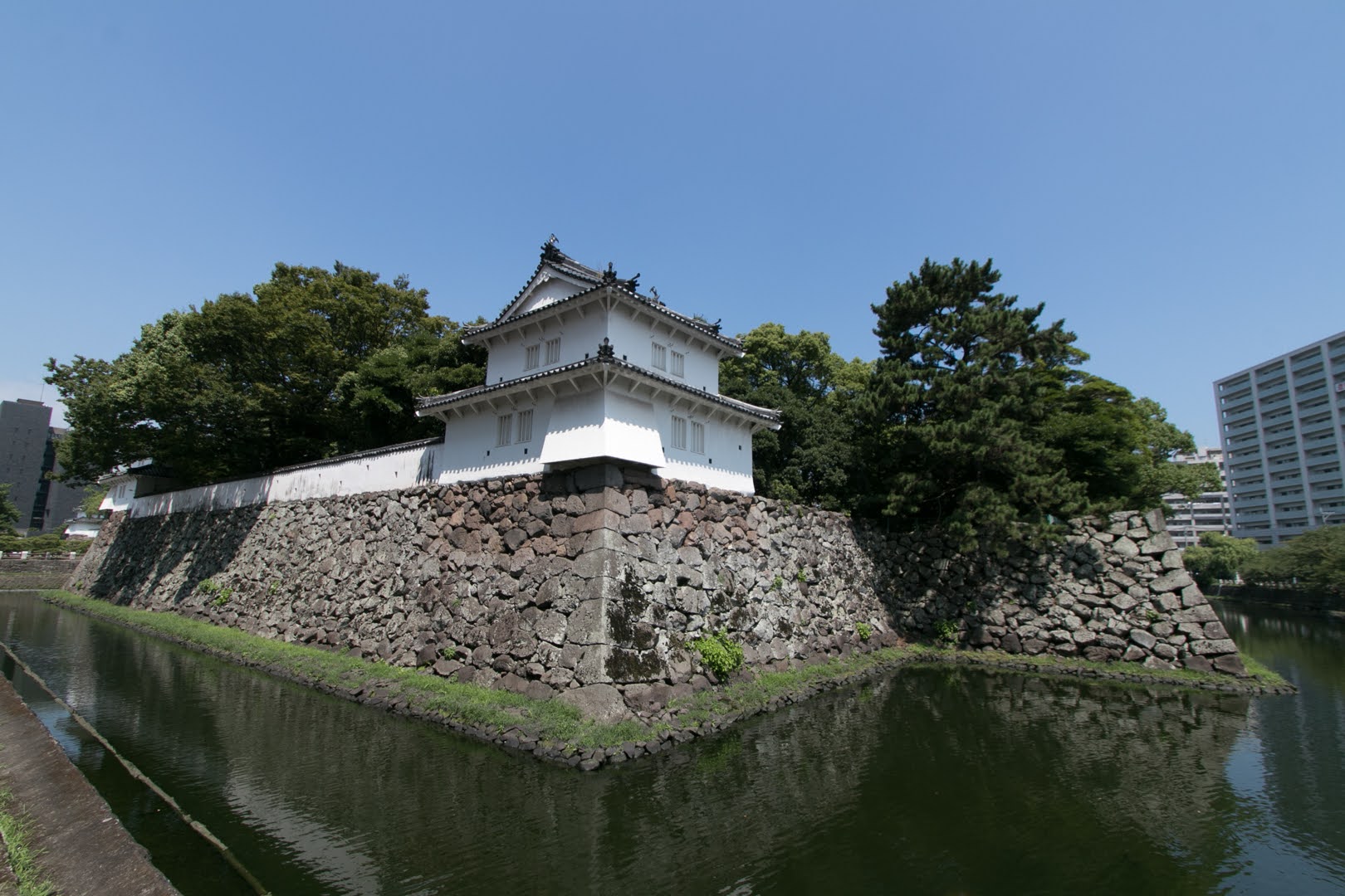 Oita Funai Castle -Fossil of beautiful water castle- | Japan Castle ...