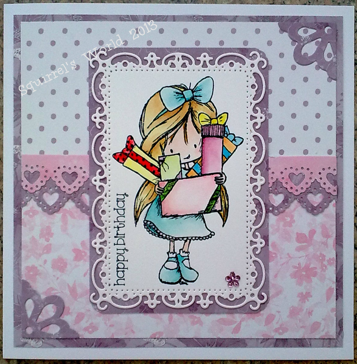 Squirrel's World: August 2013