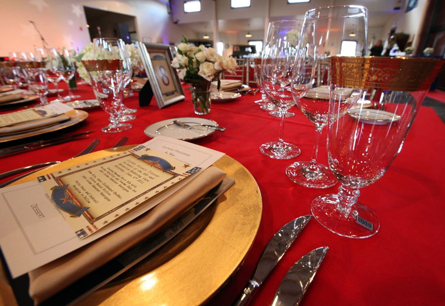 Pineapple Planet Juice: WWII / USO Theme Party