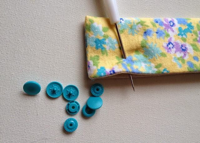 The Nome Knitter: Tutorial: Double-Pointed Needle Keeper