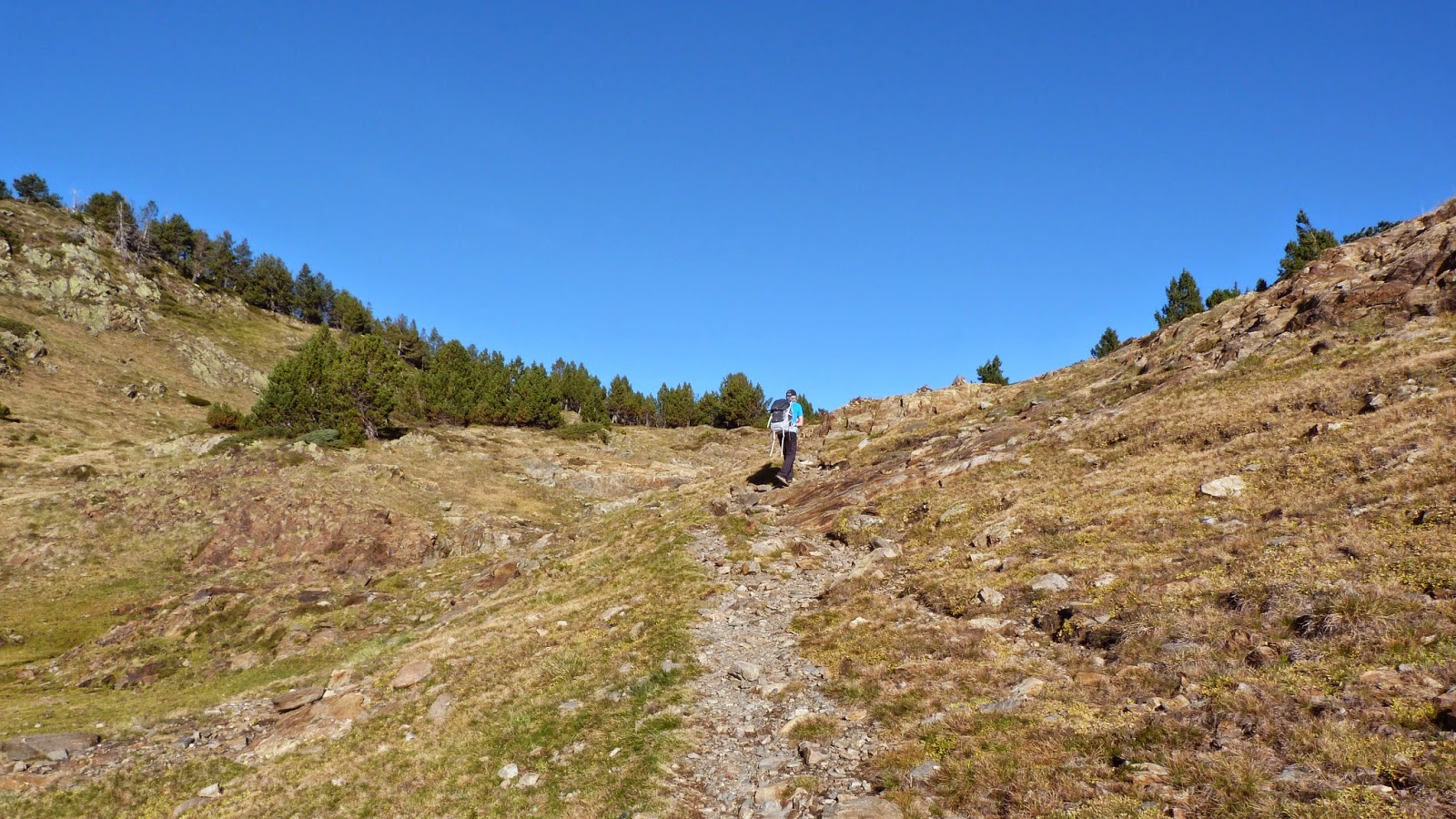 Pyrénées frontière sauvage: Randonnée Pic Péric (2810m) par l'arête Sud ...
