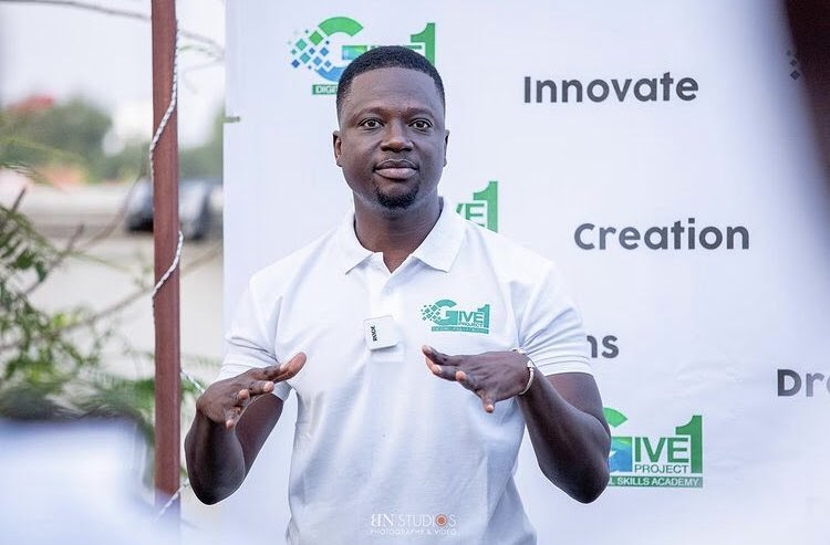 M’Bour, Sénégal: l’entrepreneur Social Thione NIANG, lance le ...