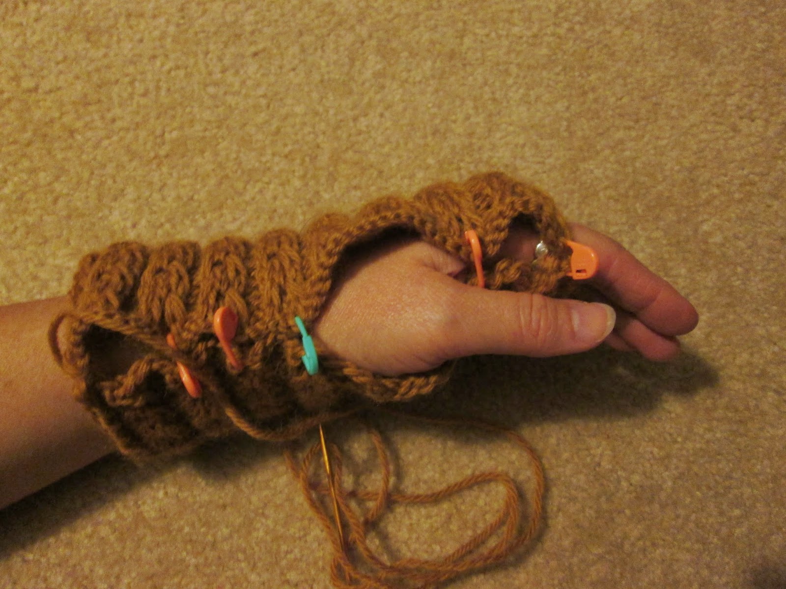 Polly Foo Foo: Donalda Gilchrist Samhain Mitts --- Starz Outlander Inspired